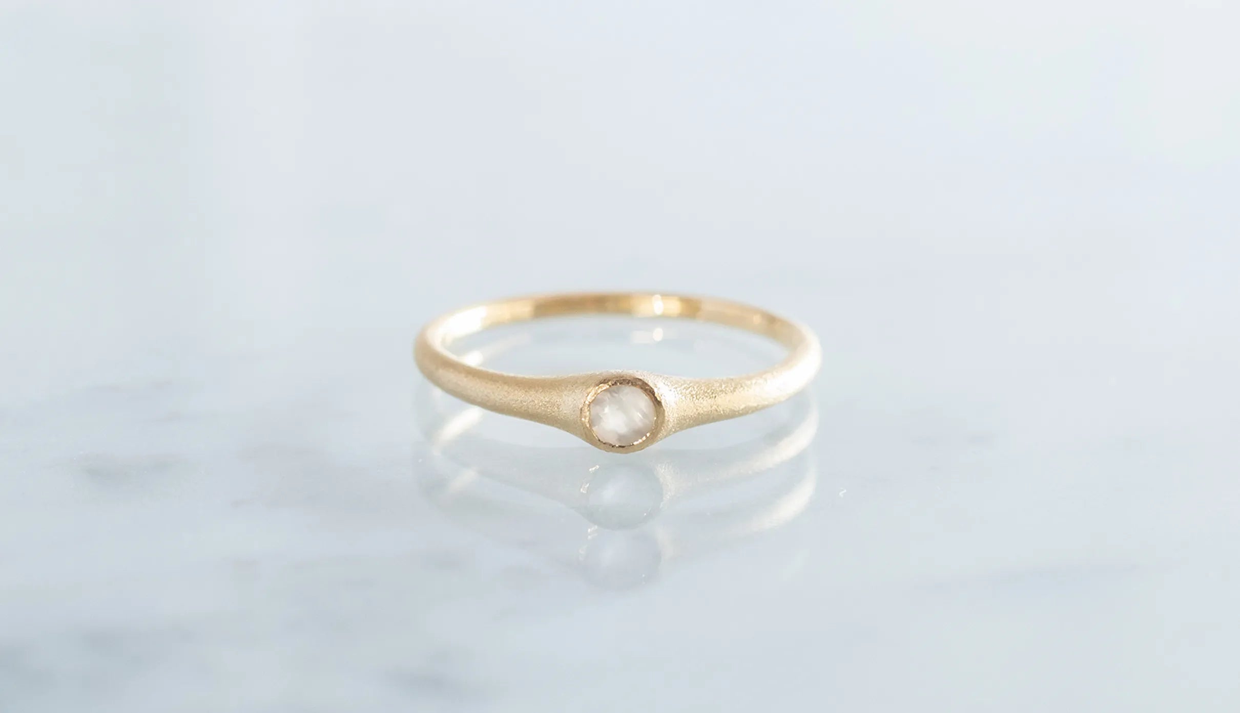 [6月誕生石] Cradle リング+ムーンストーン / K10・K18– Ryui