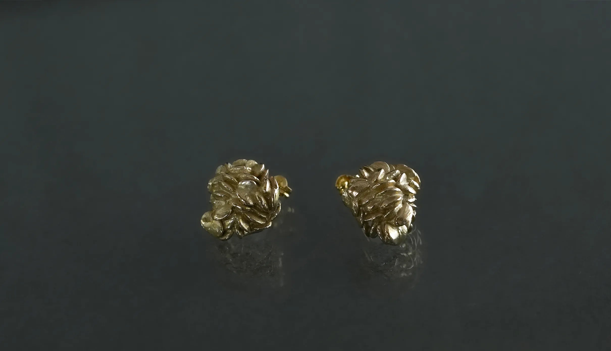 Scale jaggy M ピアス– Ryui