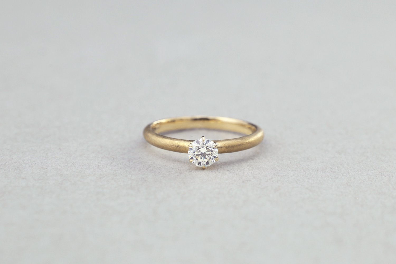 Norme ダイヤモンドリング 0.3ct / K18 – Ryui