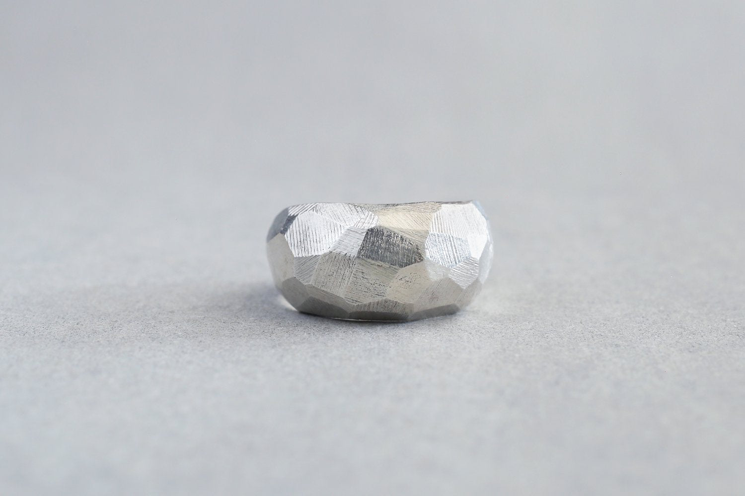 Rough cut リング " wide "– Ryui